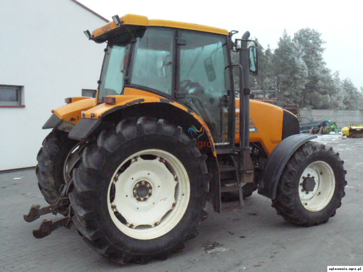 Ciągnik rolniczy Renault Ares 630 RZ (Myszyniec)