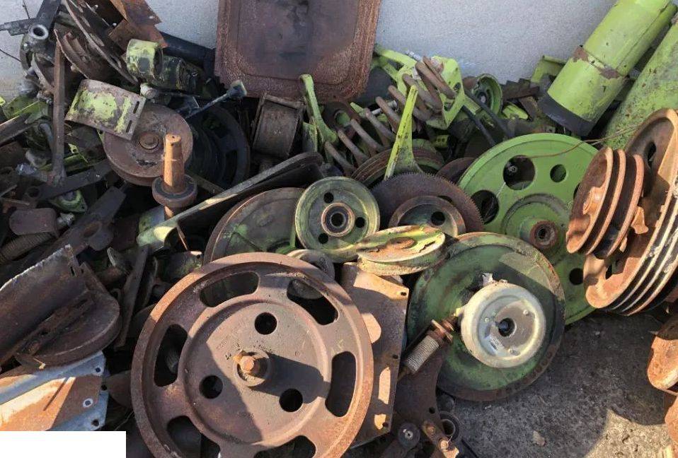 Claas Mega Dominator 76 | 78 | 88 | 96 | 106 | 108 - KOŁA PASOWE ...