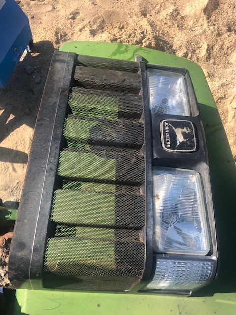 John Deere 6000 , 6010 Grill przedni kompletny (Jastrzębniki)